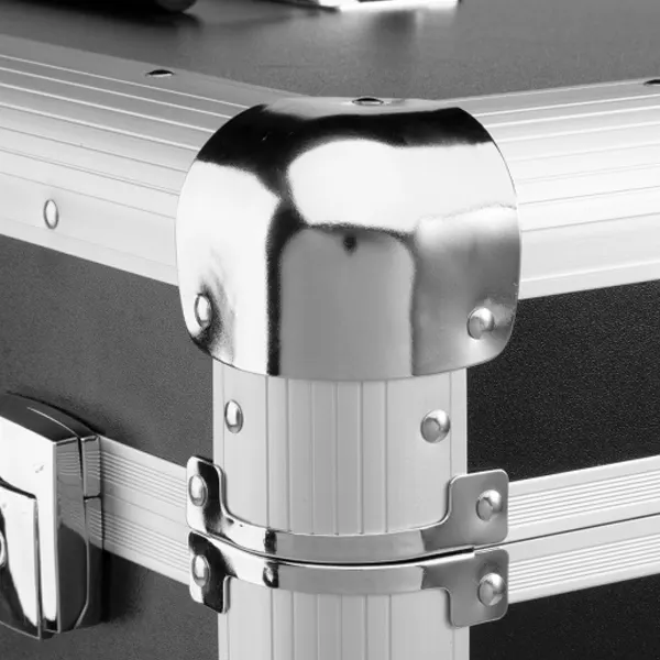 Precision equipment - DIY flight cases